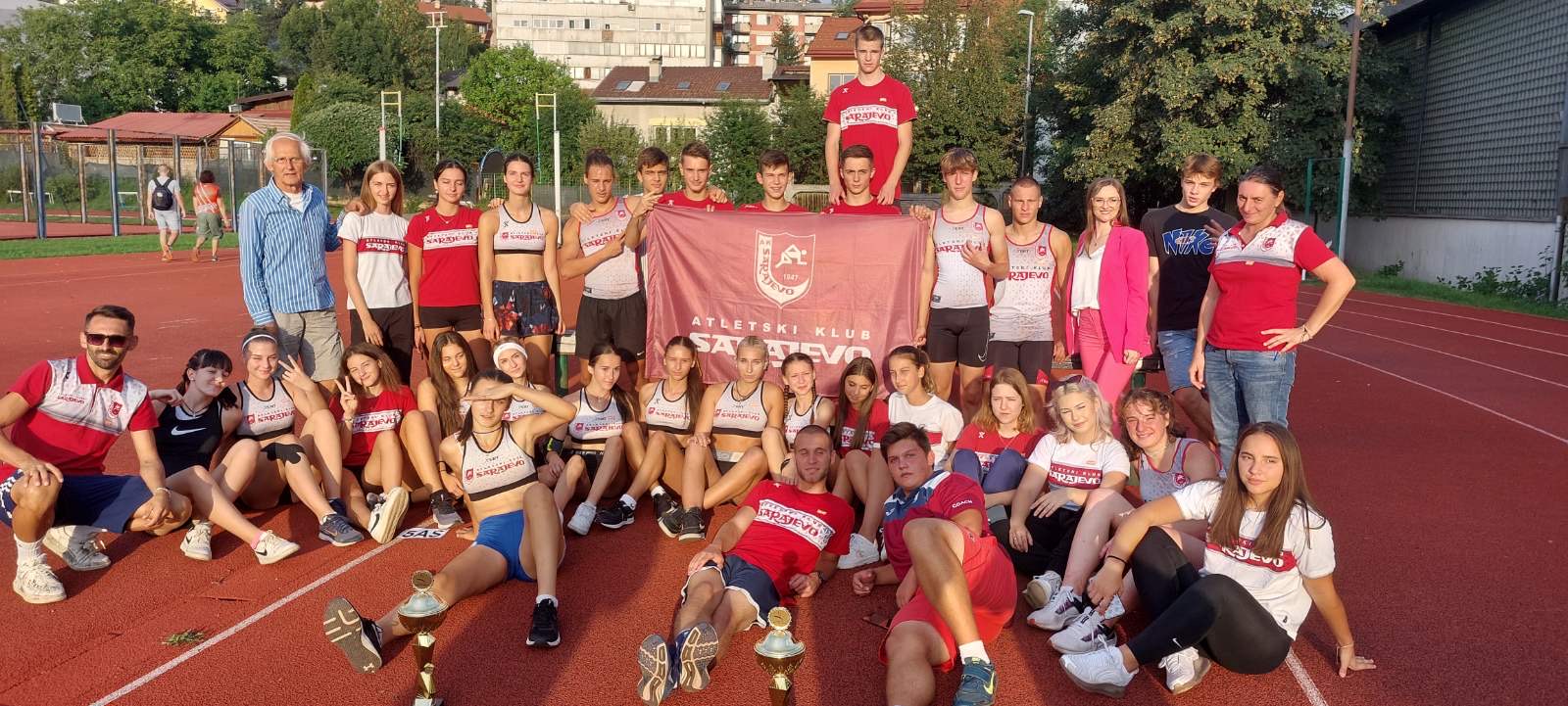 Atletski klub Sarajevo dominirao i osvojio titule ekipnih prvaka Bosne i Hercegovine - PressMedia