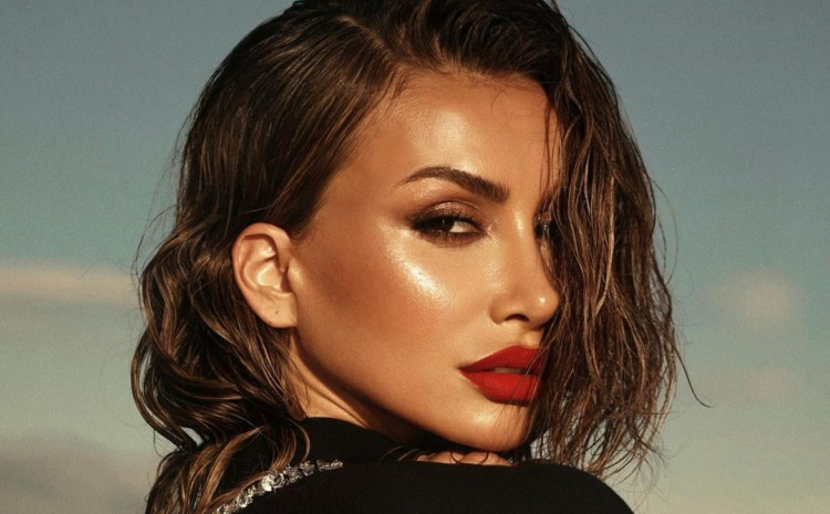 Krije Ga Kao Zmija Noge Ovo Je Pravo Ime Emine Jahović Pressmedia