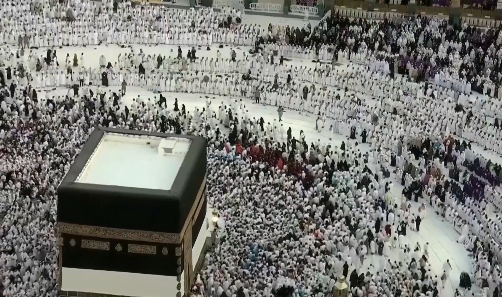 Mekka postala utočište za milione vjernika: Kako izgledaju trenuci ...